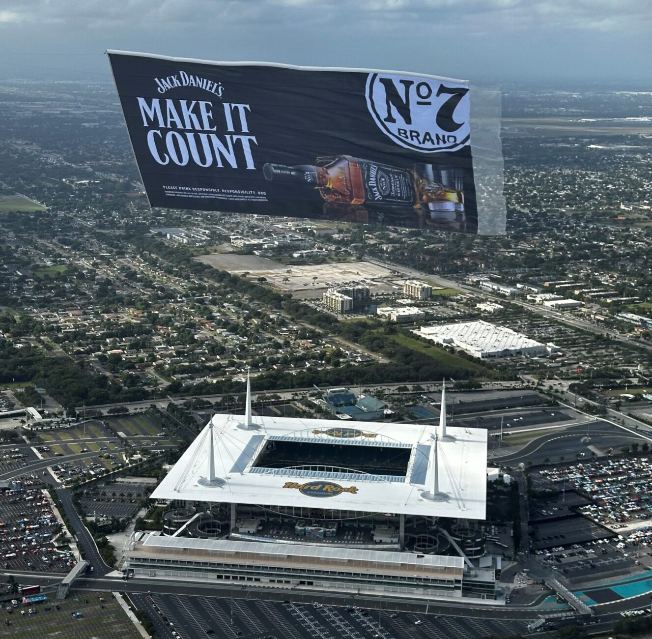 Pro Tips: Designing Compelling Aerial Ads for Maximum Impact - Van ...